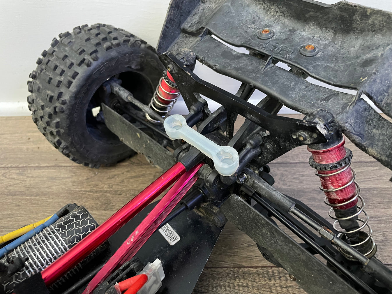 Clipless Body Mounts for Arrma Kraton 6S – Fine Laser Designs