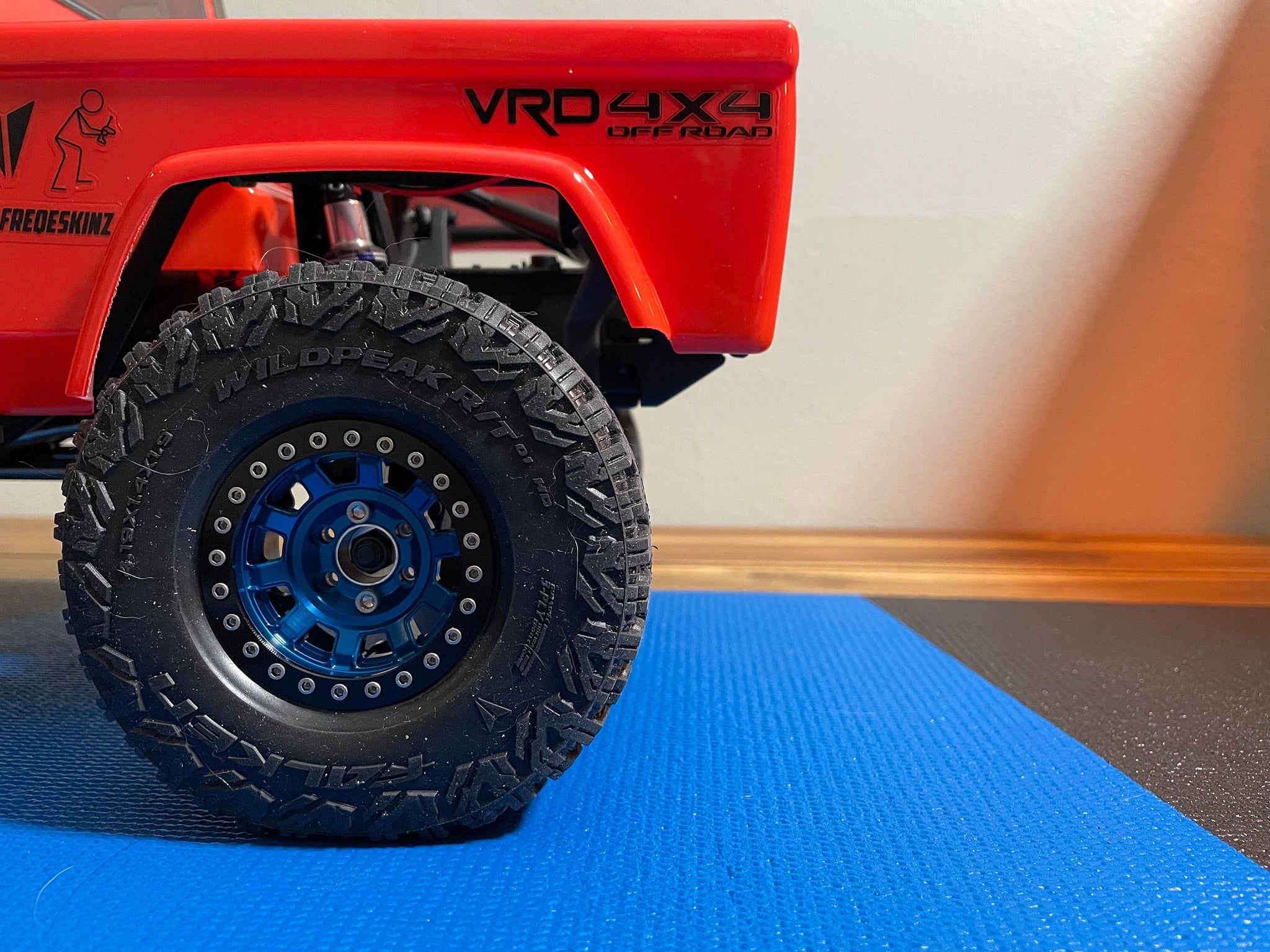 Clipless Body Latch for Vanquish VS4-10 Phoenix/Fordyce – Fine Laser ...